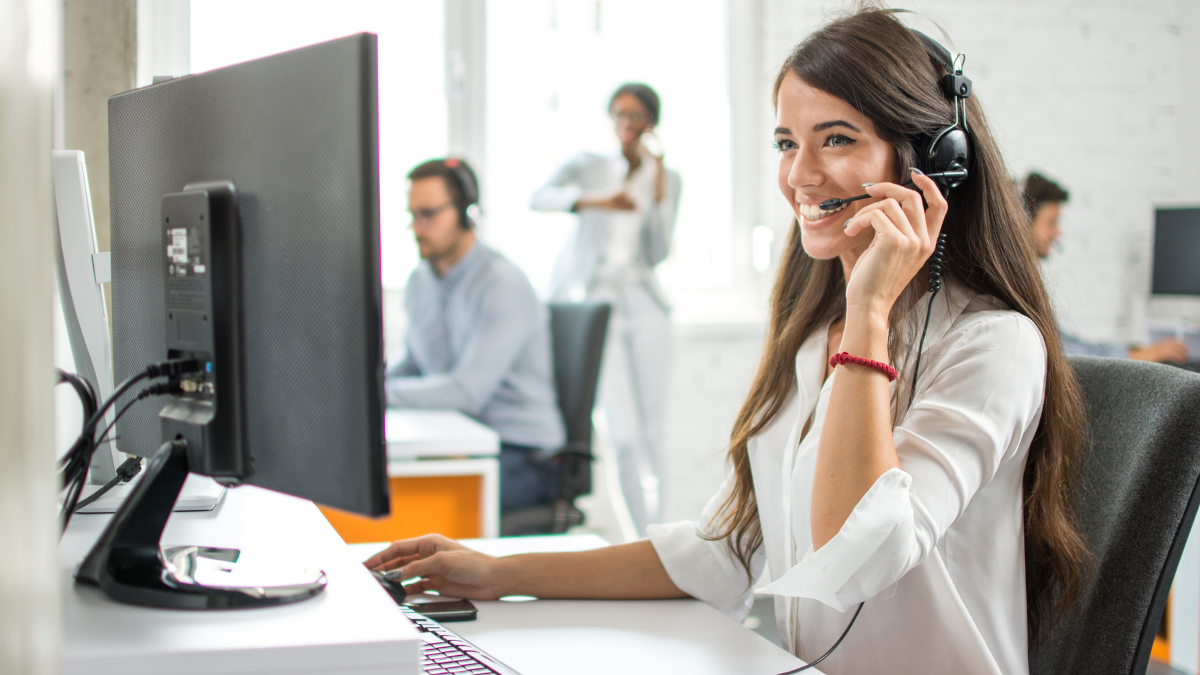 Customer Service Resume - Ultimate Writing Guide + Examples [2023 ...